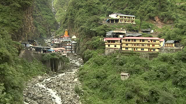 Yamunotri Temple Uttarakhand, Importance, Timings & Story