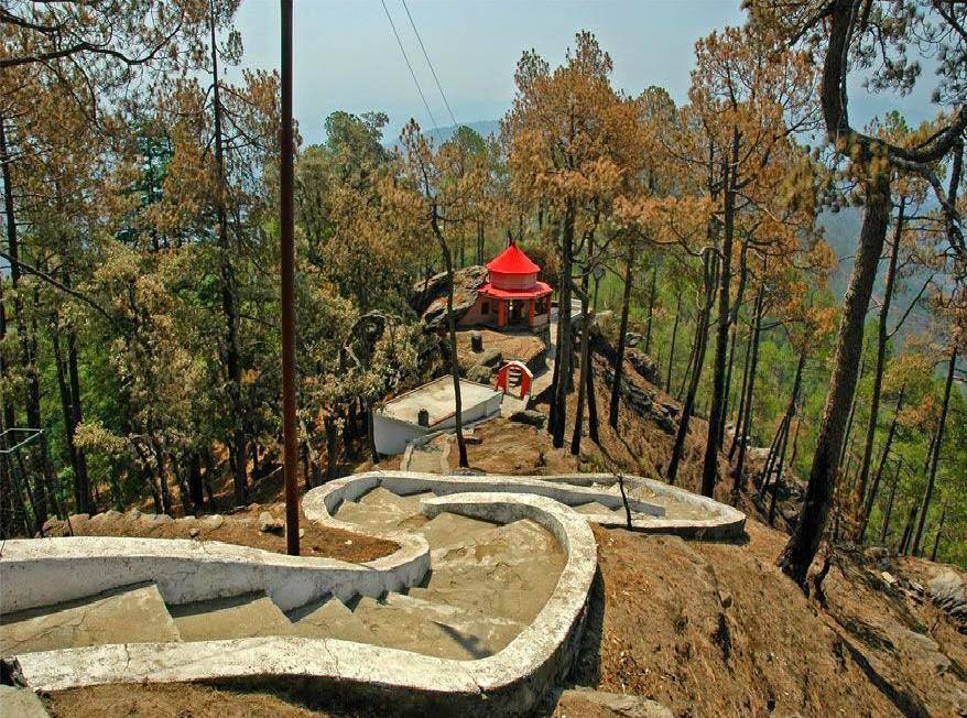 Kasar Devi Temple Almora, Magnetic Field, Facts & Timings