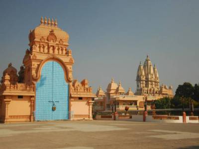 Chhatarpur Temple Delhi, History, Timings, Importance, Location