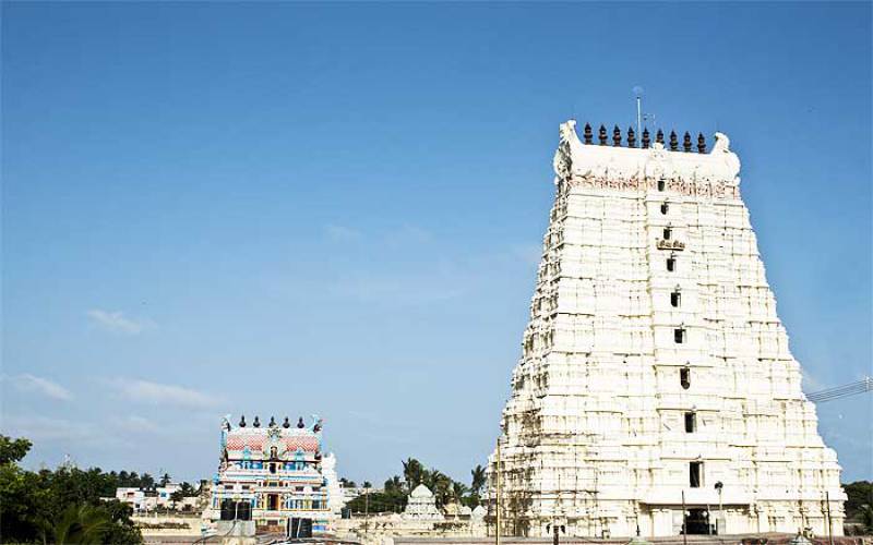 Ramanathaswamy Jyotirlinga Temple Rameshwaram, story, timings