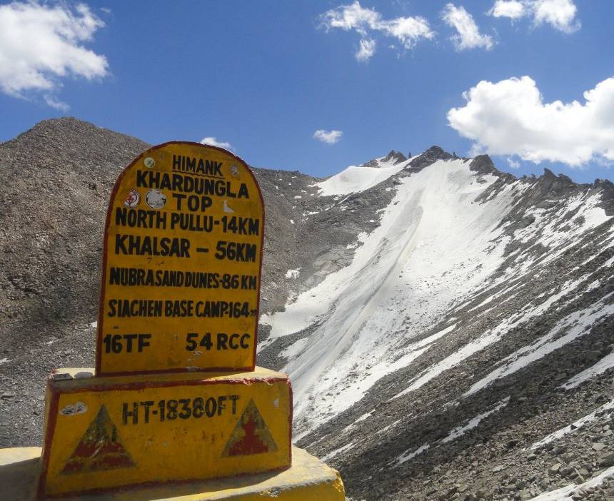 Khardung La Pass Ladakh, Visiting Timings, Height, Things to do