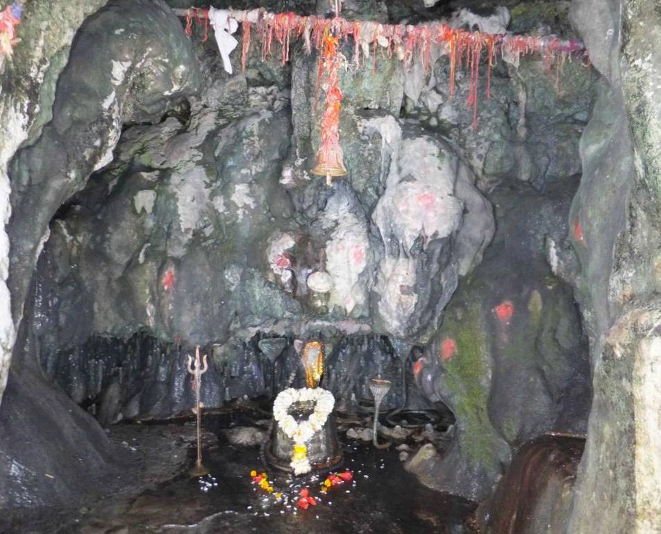 Sahastradhara Waterfall Dehradun, Timings, Importance, Photos