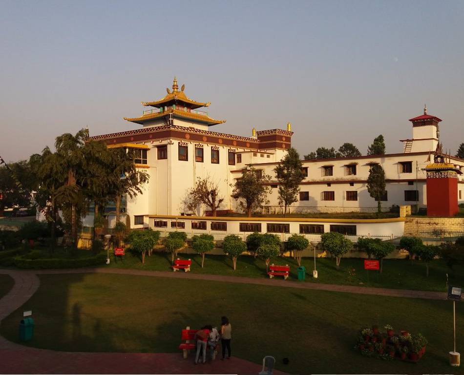Mindrolling Monastery Dehradun, History, Timings, Story, Photos