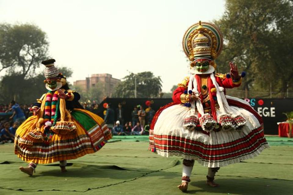 Kathakali Classical Dance, History, Dress, Origin, Style, Makeup
