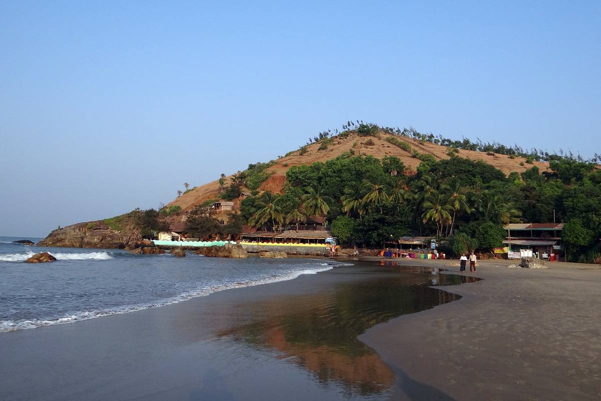 Gokarna Travel Guide, Tourist Attractions & Temples, Images