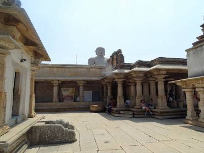 Gommateshwara Statue Karnataka | Gomateshwara Temple & History