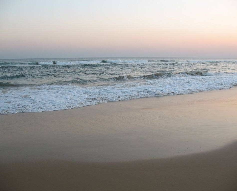 Puri Beach Odisha, Tourist Attractions, Water Activities & Photos
