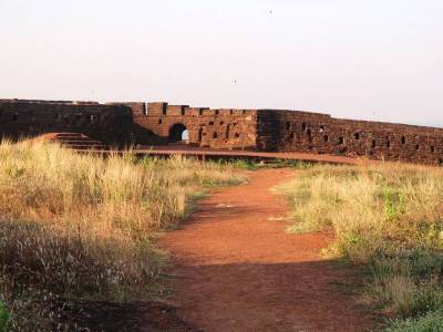 Bekal Fort Kasaragod, Information, Timings, Entry fees & Photos