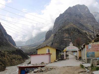 Mana Uttarakhand - Mana Last Village of India, Things to do