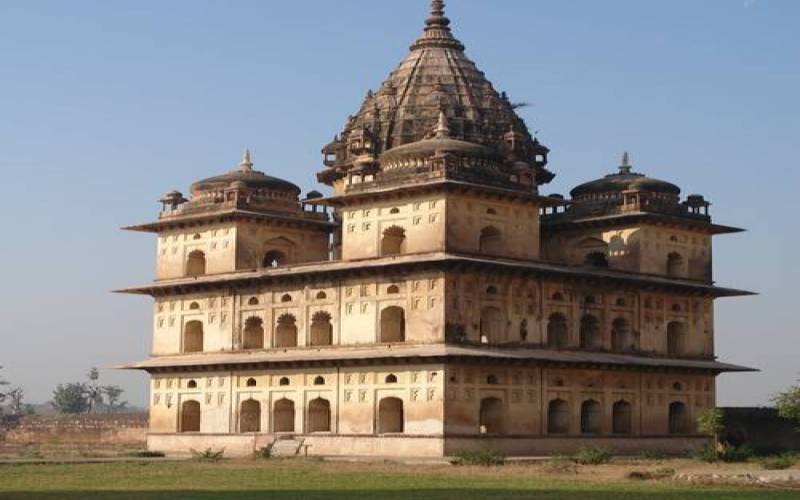Orchha Fort Complex, history, timings, information, entrance fees
