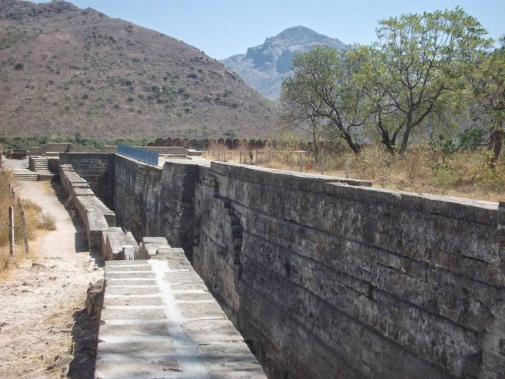 Adi Kadi Vav Junagadh, History, Timings, Architecture & Photos