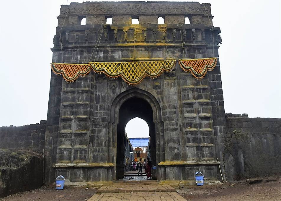 Raigad Fort Maharashtra, History, Timings & Information