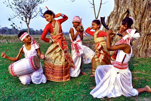 Bihu Folk Dance, History, Style, Origin, Costume & Festival
