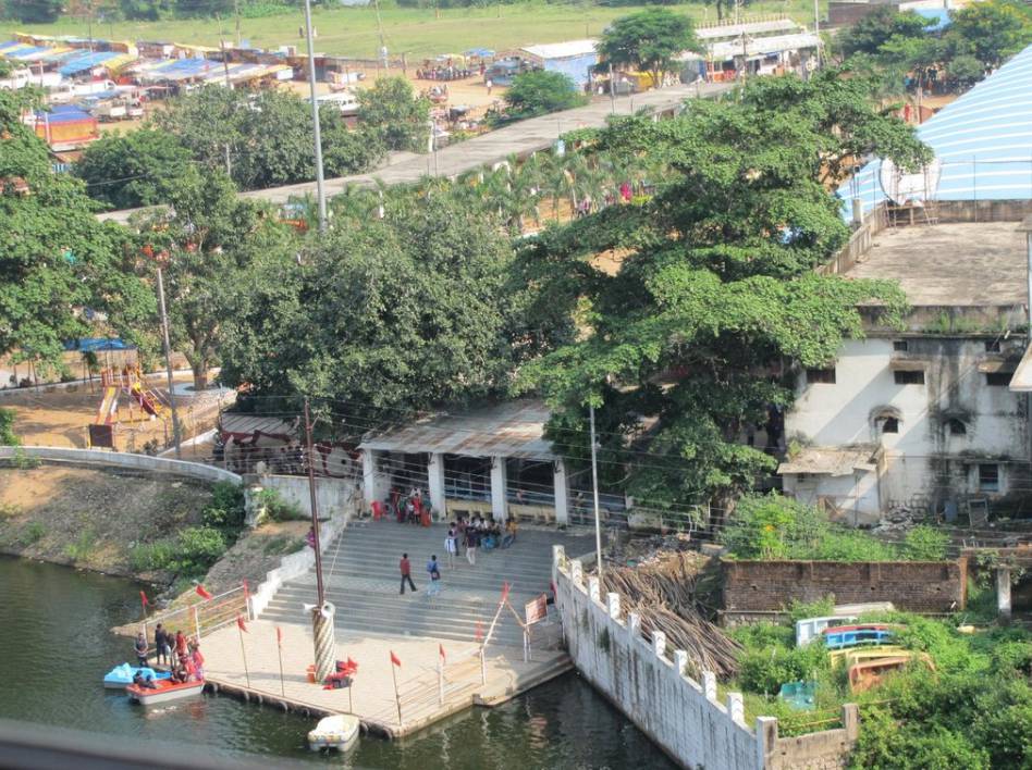 Bamleshwari Temple Dongargarh, History, Timings & Steps