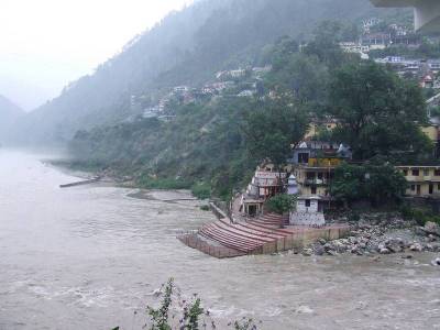 Karnaprayag Sangam - Confluence of river Alaknanda & Pindar