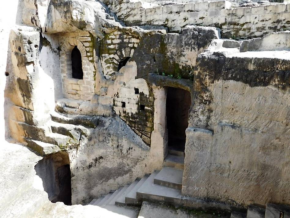 Uparkot Fort Junagadh, History, Timings, Entry Fee & Images