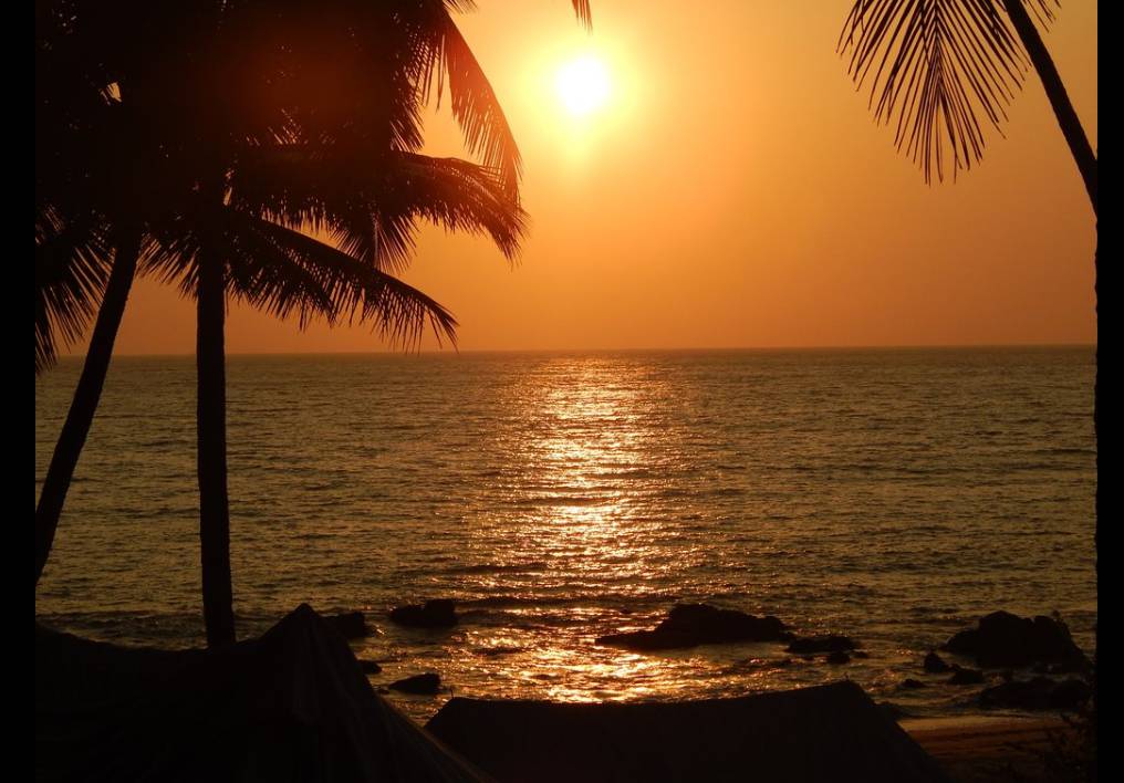 Cola Beach Goa, Tourist Attractions, Water Sports Activities