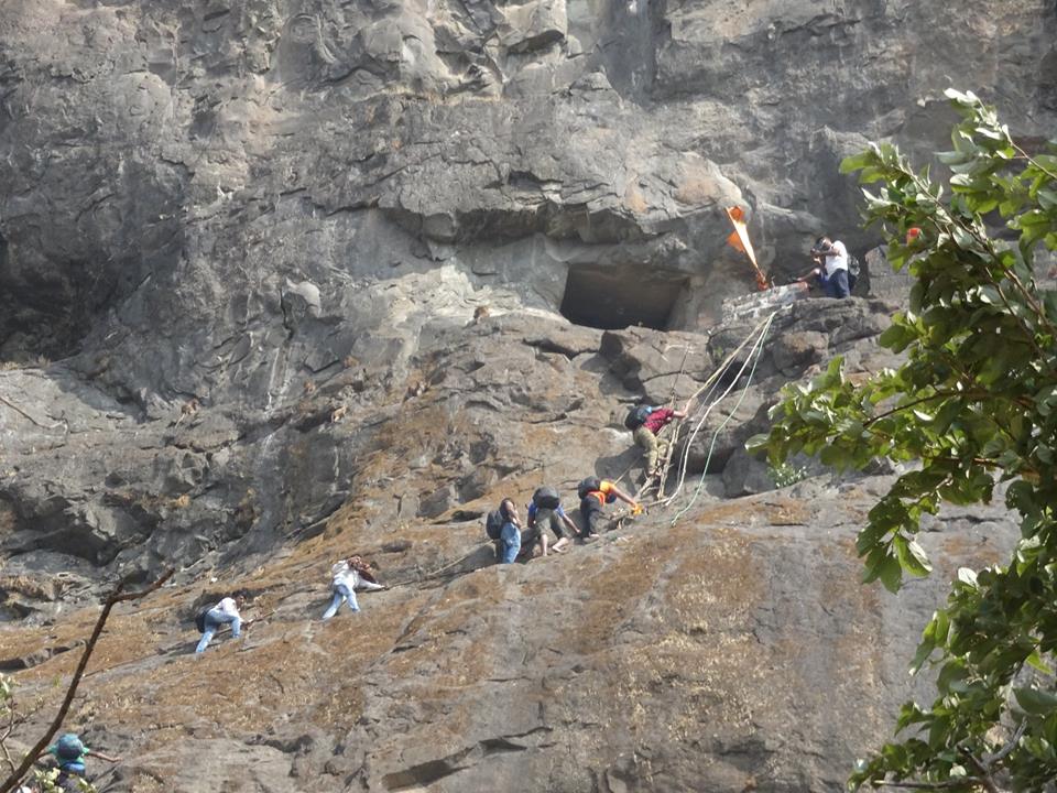 Dhak Bahiri Fort Raigad, Trek, Caves Information & Timings