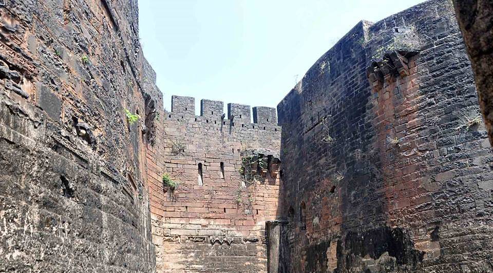 Basavakalyan Fort Bidar, History, Timings, Entry Fee, Photos