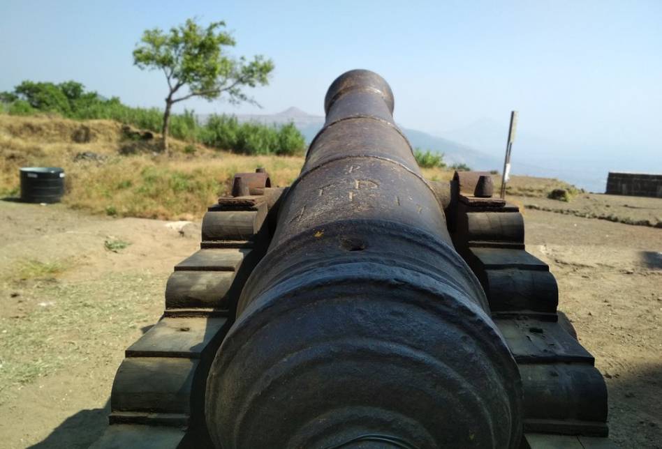Lohagad Fort Pune, History, Timings, Entry Fee, Trek & Reviews