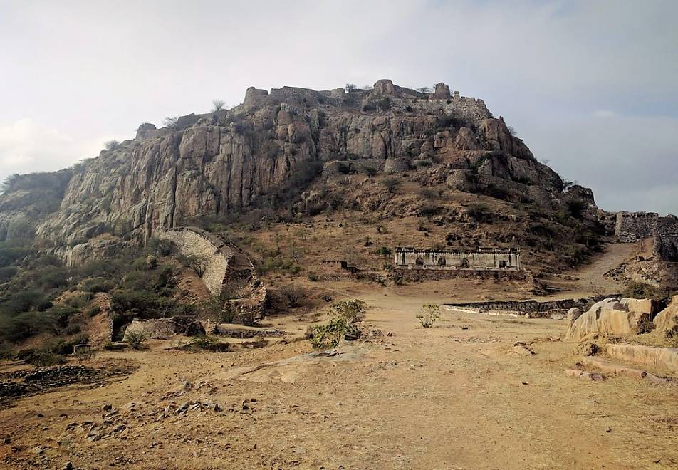 Gooty Fort Anantapur, Information, Timings, History & Entry Fee