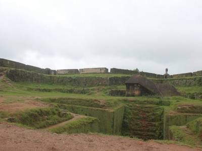 Manjarabad Fort Hassan, History, Timings | Star Fort India