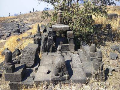 Alang Fort Nashik, History, Trek, Information & Photos