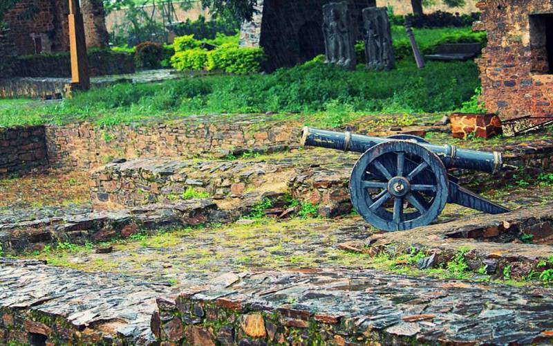 Kittur Fort & Museum Belgaum, History, Timings & Images