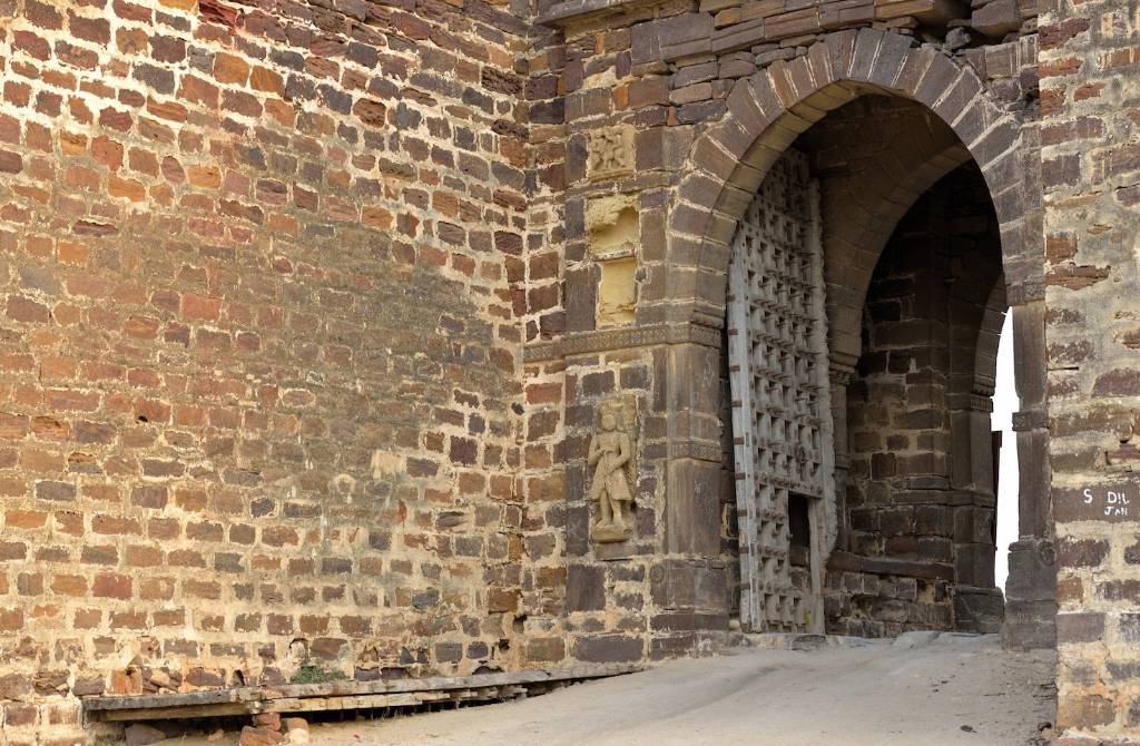 Lakhpat Fort Town Kutch, History, Information & Images