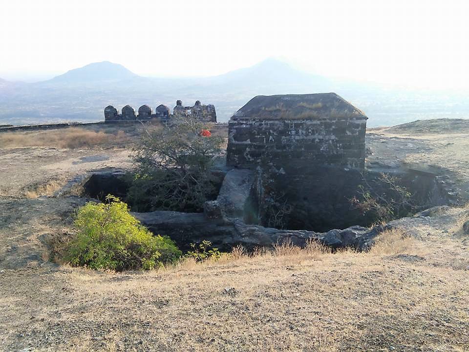 Laling Fort Dhule, History, Timings, Information, Entry Fee