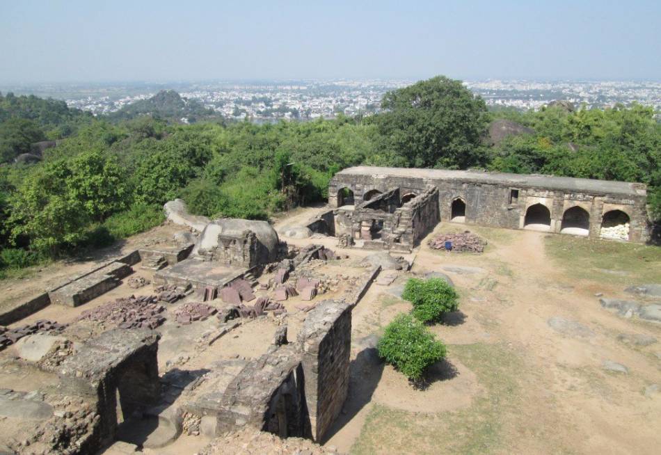 Madan Mahal Fort Jabalpur, History, Timings & Entry Fee