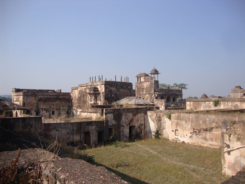 Rohtasgarh Fort Sasaram, History, Trek, Timings & Photos