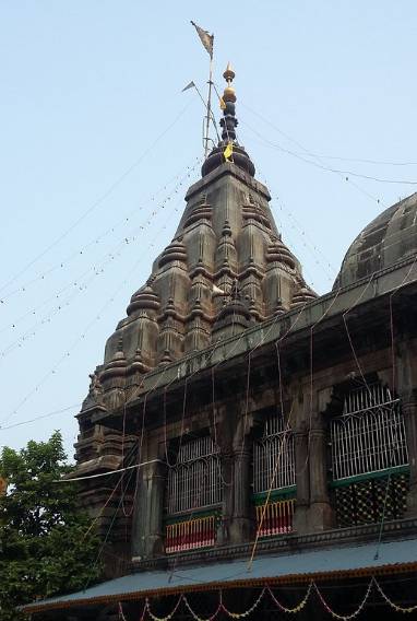 Vishnupad Temple Gaya, History, Timings, Steps, Importance