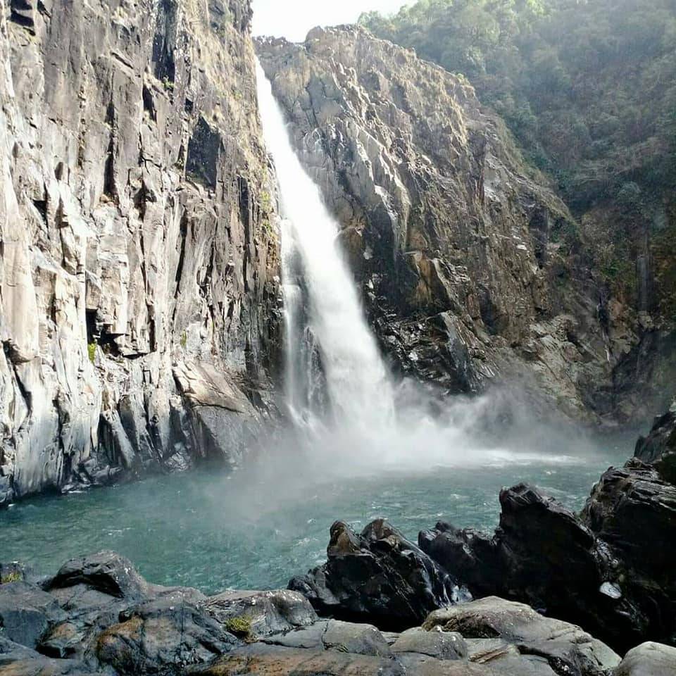 Langshiang Falls Nongstoin, Tourist Attractions, Information