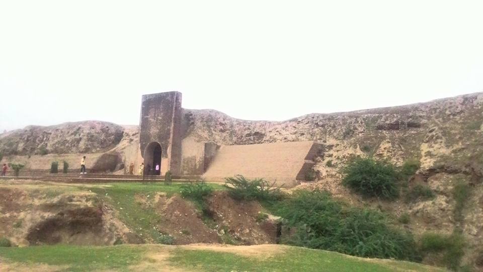 Asigarh Fort Hansi, History, Timings, Information, Entry Fee