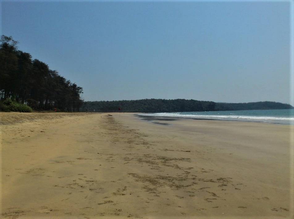 Galgibaga Beach Goa, Tourist Activities, Things To Do & Photos