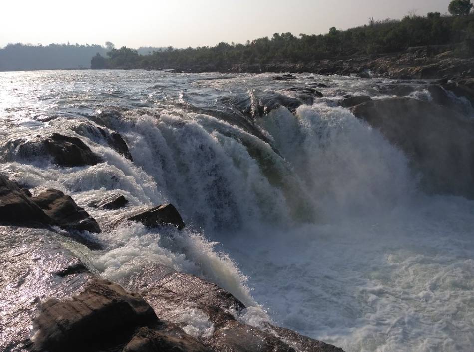 Dhuandhar Falls Jabalpur, Entry Fee, Timings, Things to do