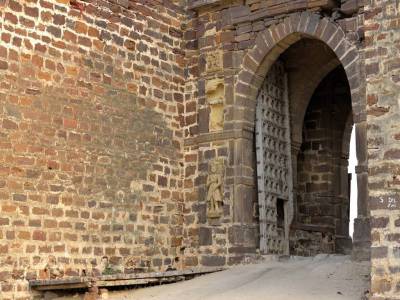 Lakhpat Fort Town Kutch, History, Information & Images