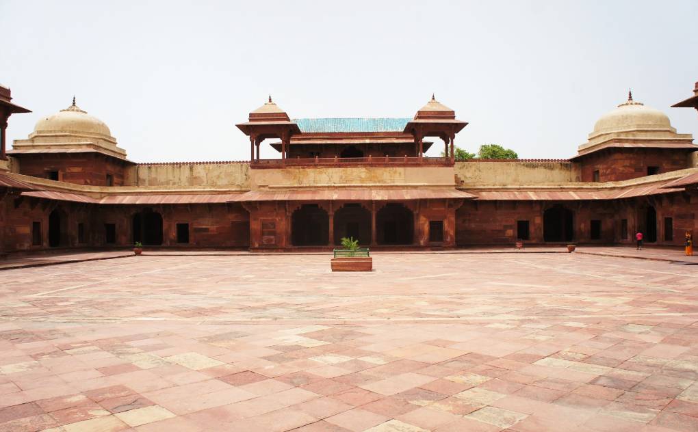 Jodha Bai Palace Fatehpur Sikri, History, Timings, Built, Images