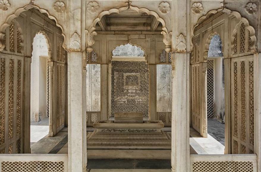 Paigah Tombs Hyderabad, History, Timings, Architecture, Entry Fee