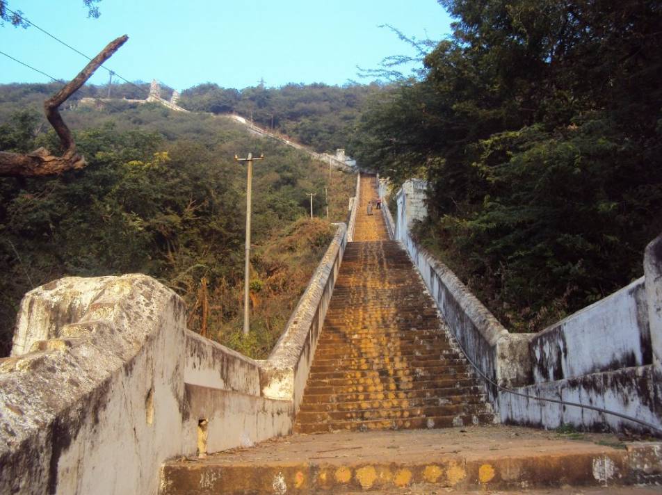 Simhachalam Temple Vishakhapatnam, History, Timings, Entry Fee