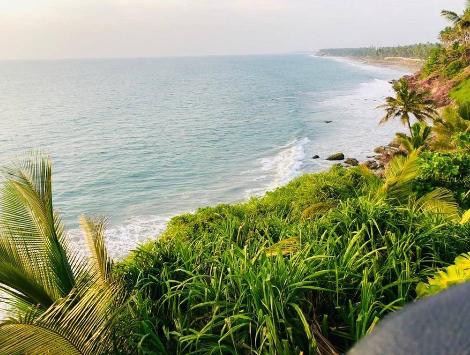 Varkala Beach Thiruvananthapuram, Tourist Attractions, Images