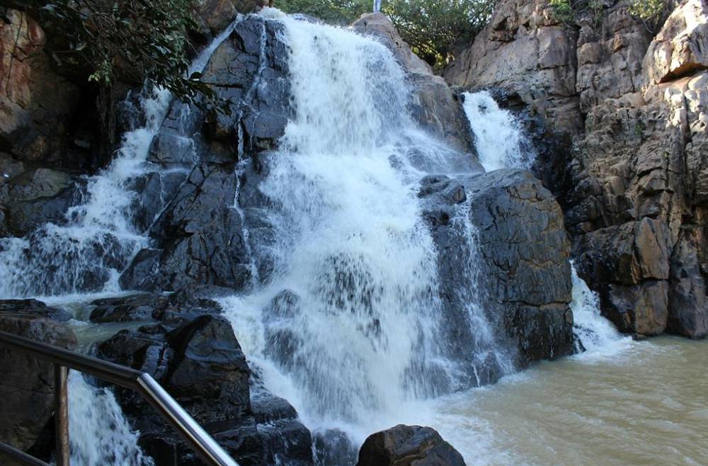 Sanaghagara Waterfall, Timings, Entry Fee, Tourist activities