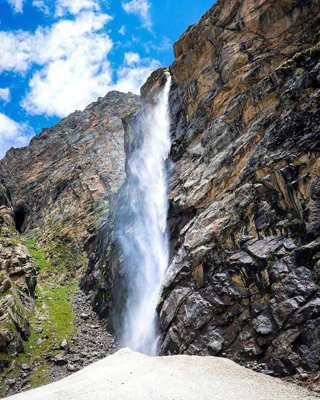 Vasudhara Falls Badrinath, Trek, Timings, Entry Fee & Info