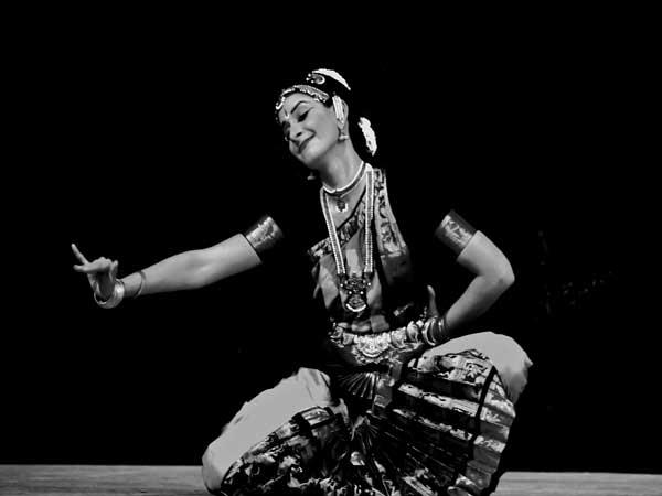 Alarippu Folk Dance, Information, Origin, History, Steps, Dress