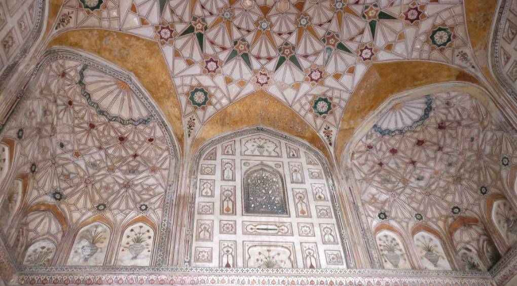 Khusro Bagh Prayagraj, History, Timings, Reviews, Entry Fee