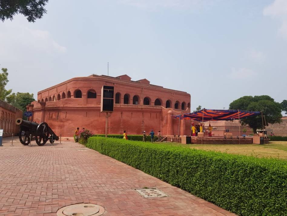 Gobindgarh Fort Amritsar, History, Museum, Timings, Entry Fee