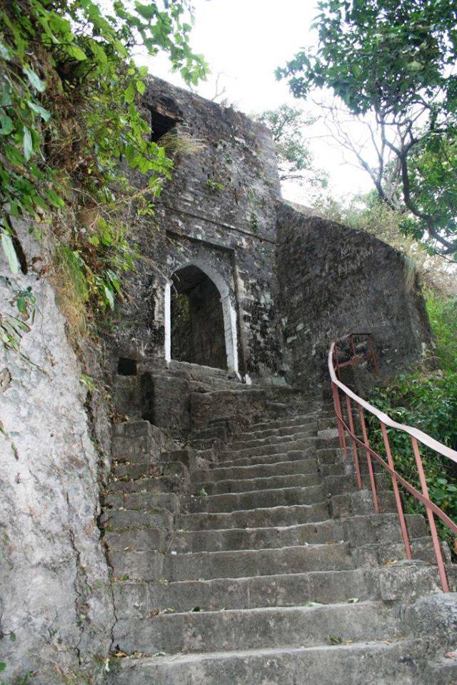 Kamlah Fort Mandi, Activities, History, Timings, Entry Fee, Reviews