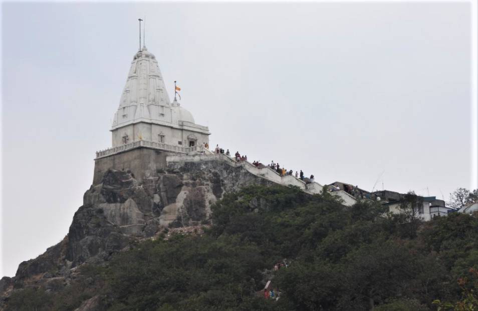 Parasnath Hill Giridih, Importance & Tourist Activities