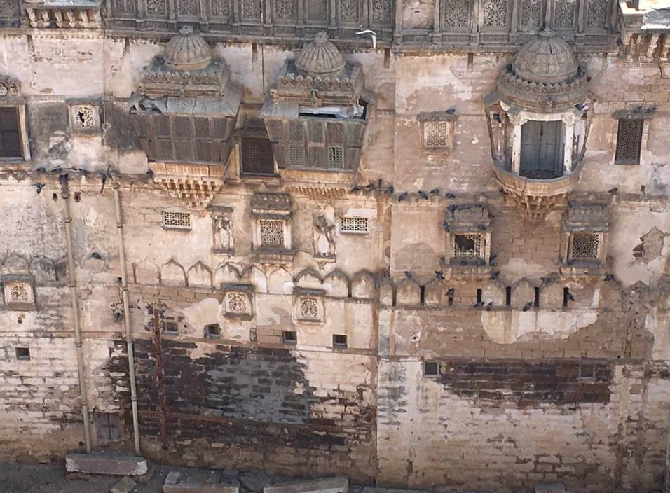 Aina Mahal Palace Bhuj, Museum, History, Timings, Entry